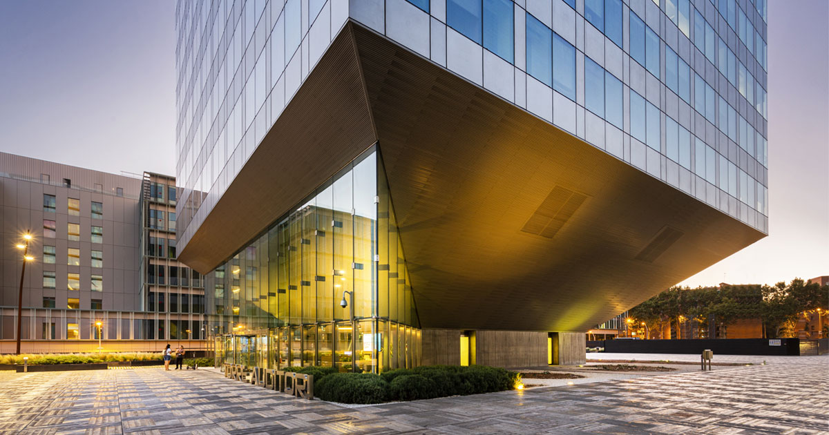 Home - An iconic office building - Torre Auditori